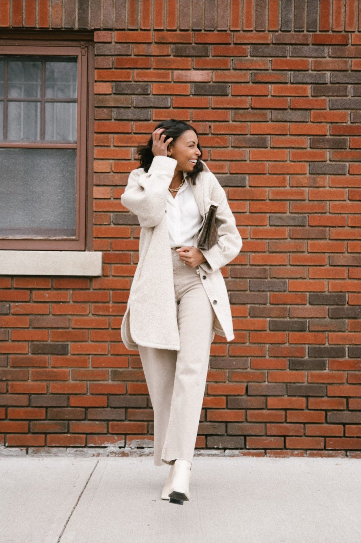 How to Put Together a Neutral Tone Outfit and Nail It! | Love Fashion ...