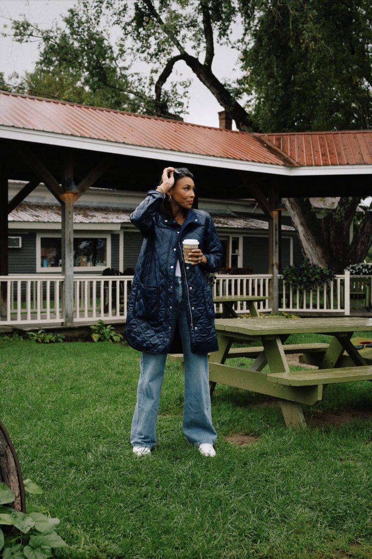 Easy + Cozy Outfits to Wear to Vermont in the Fall - Love Fashion & Friends